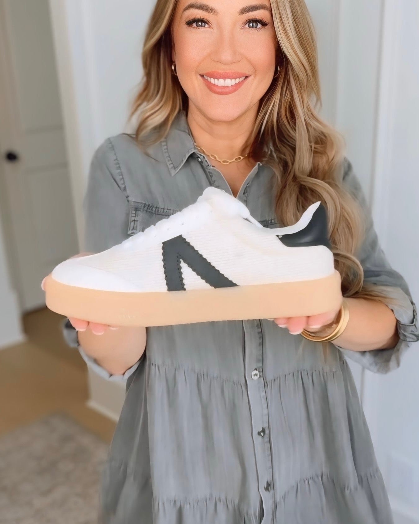 Axis Sneakers – The Exclusive Look